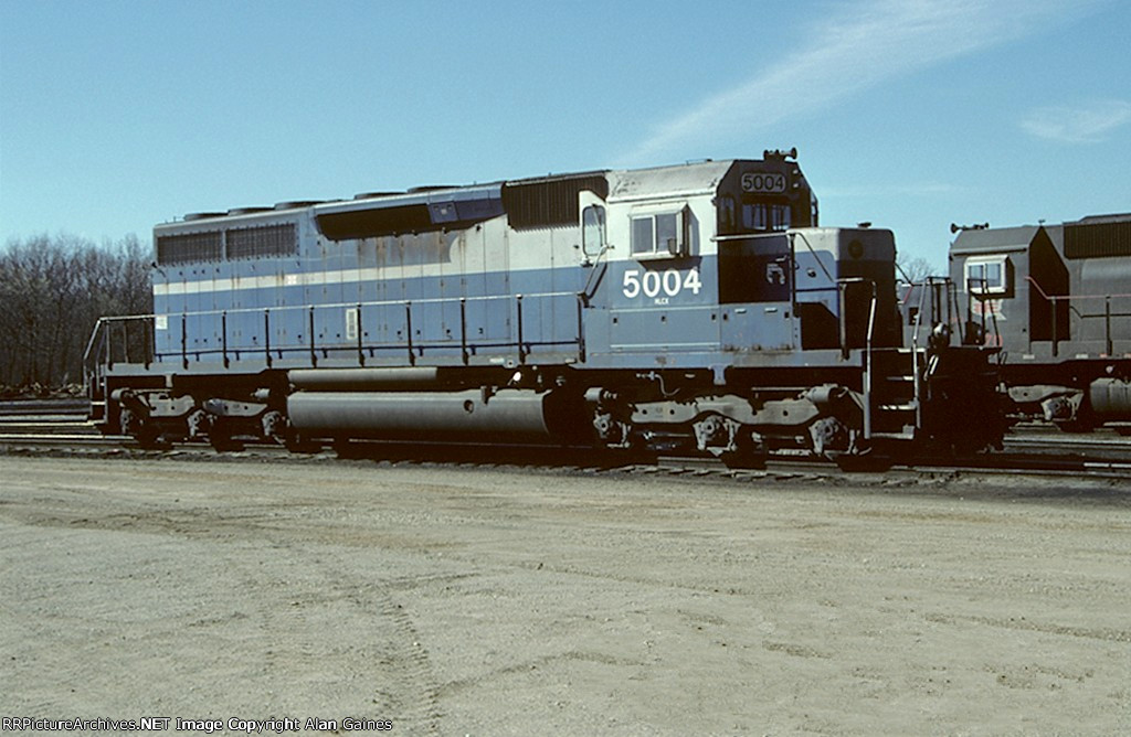 HLCX SD40 5004